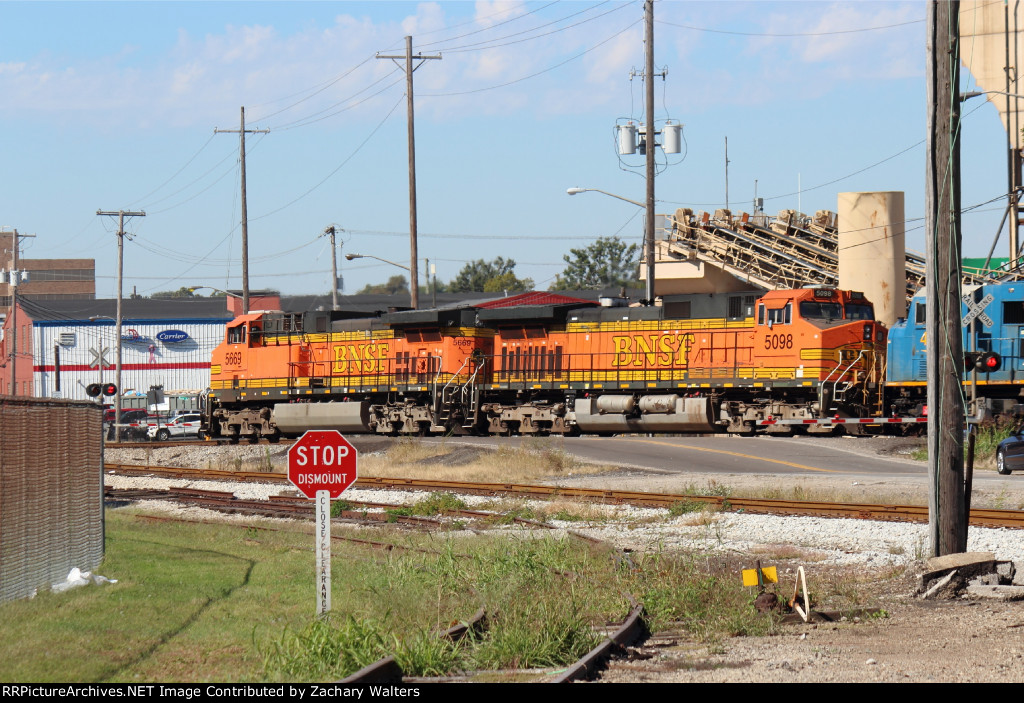 BNSF 5669 5098